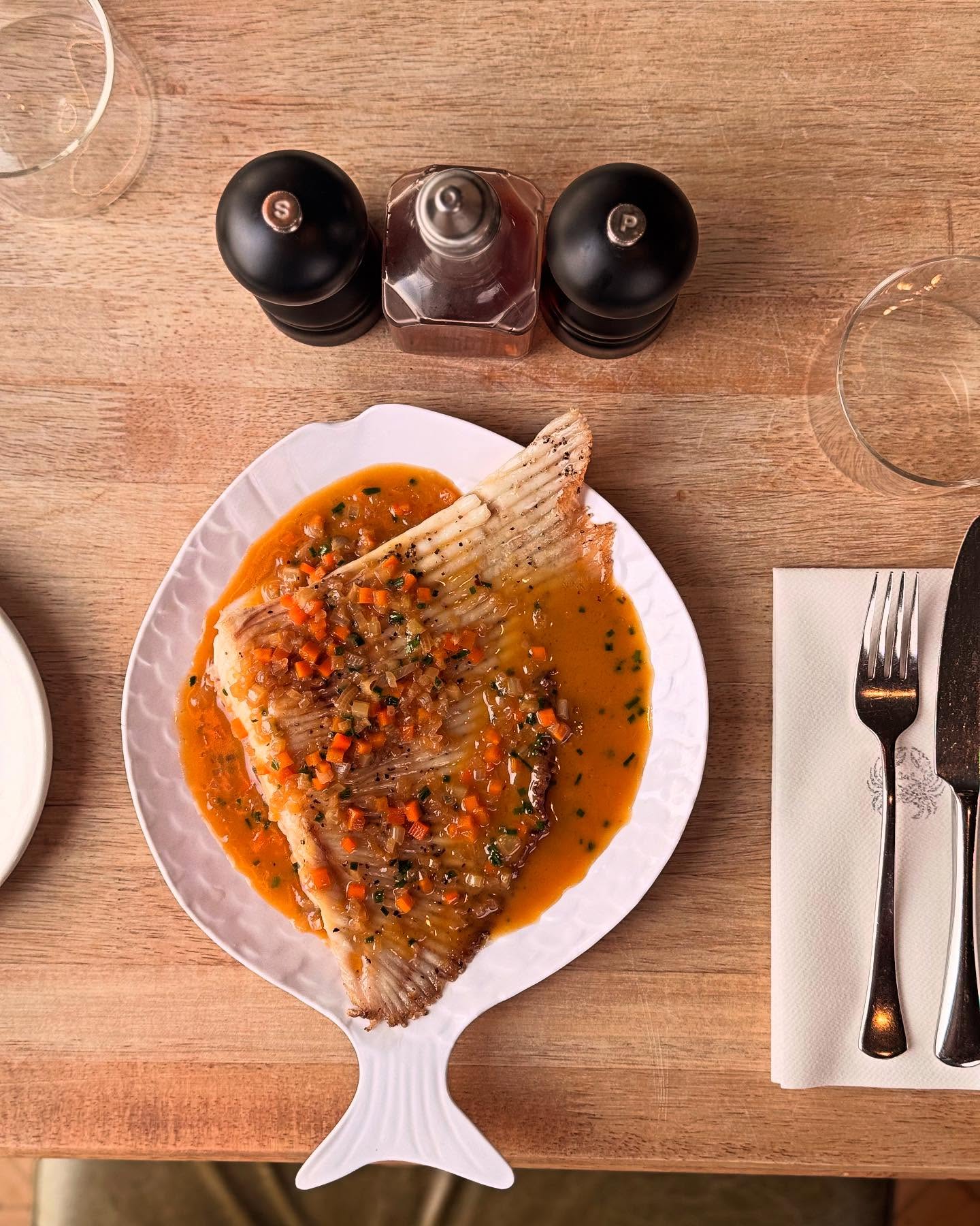 Lir Seafood Restaurant | Book In Ireland